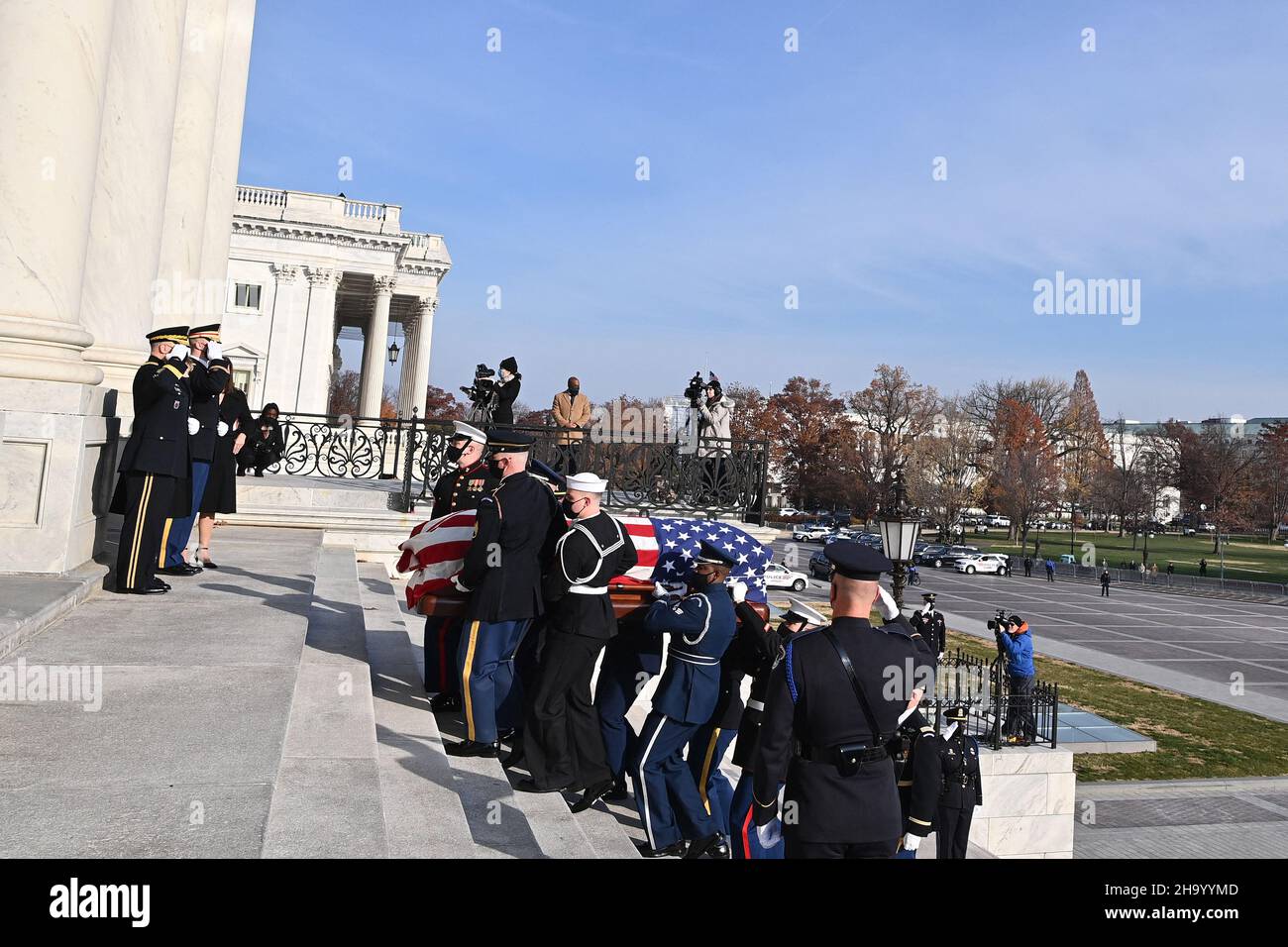 The casket of former US senator Bob Dole arrives at the US Capitol in ...