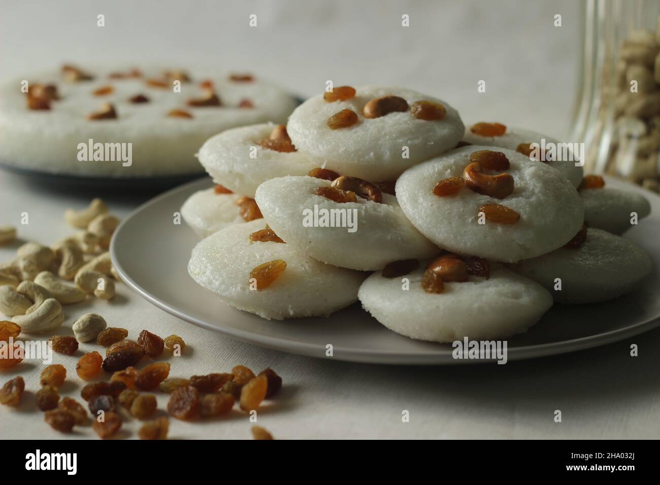 Idly mould hi-res stock photography and images - Alamy