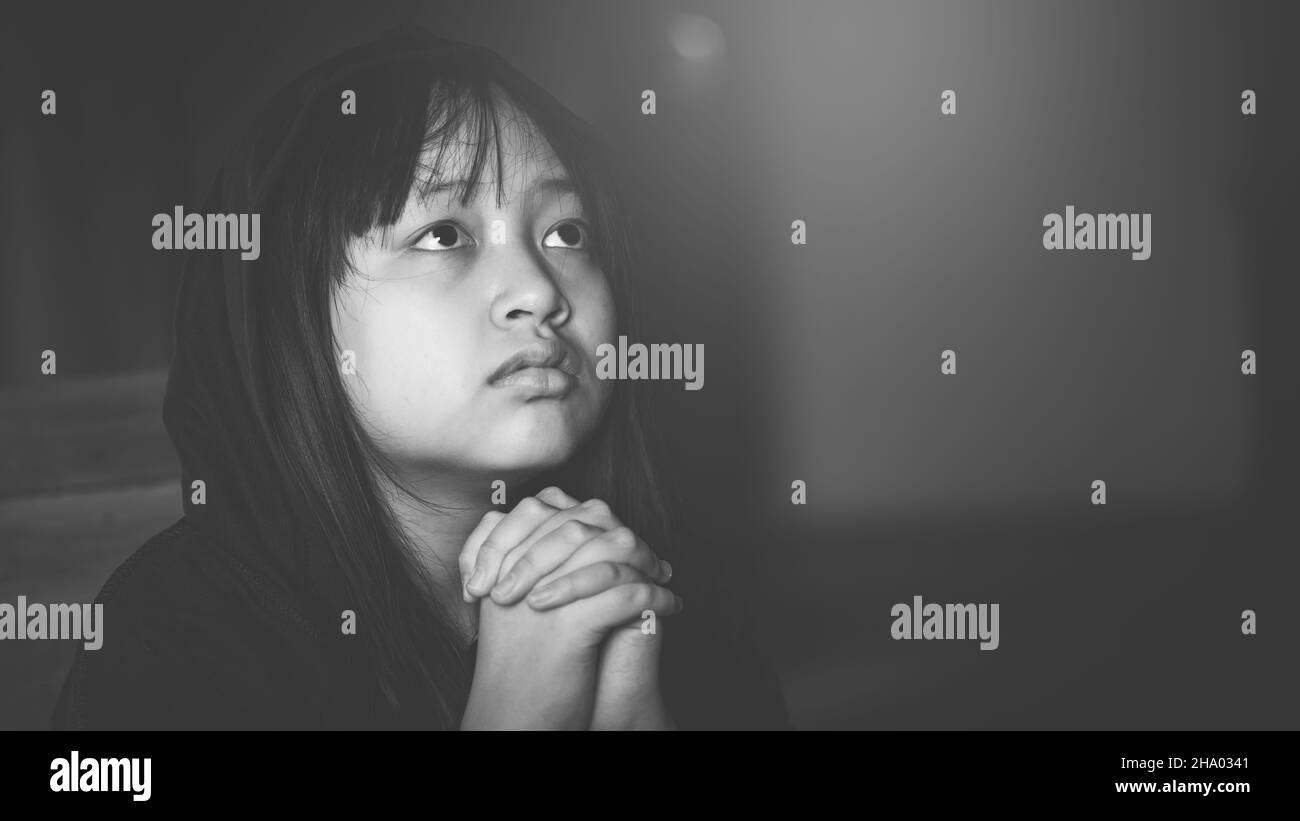 Jesus face praying Black and White Stock Photos & Images - Alamy