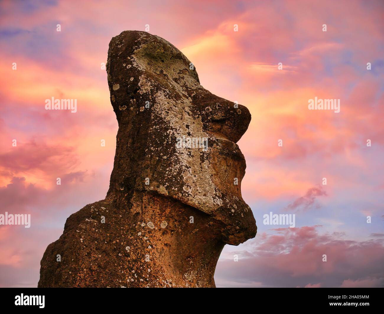 Rapa nui mythology hi-res stock photography and images - Alamy