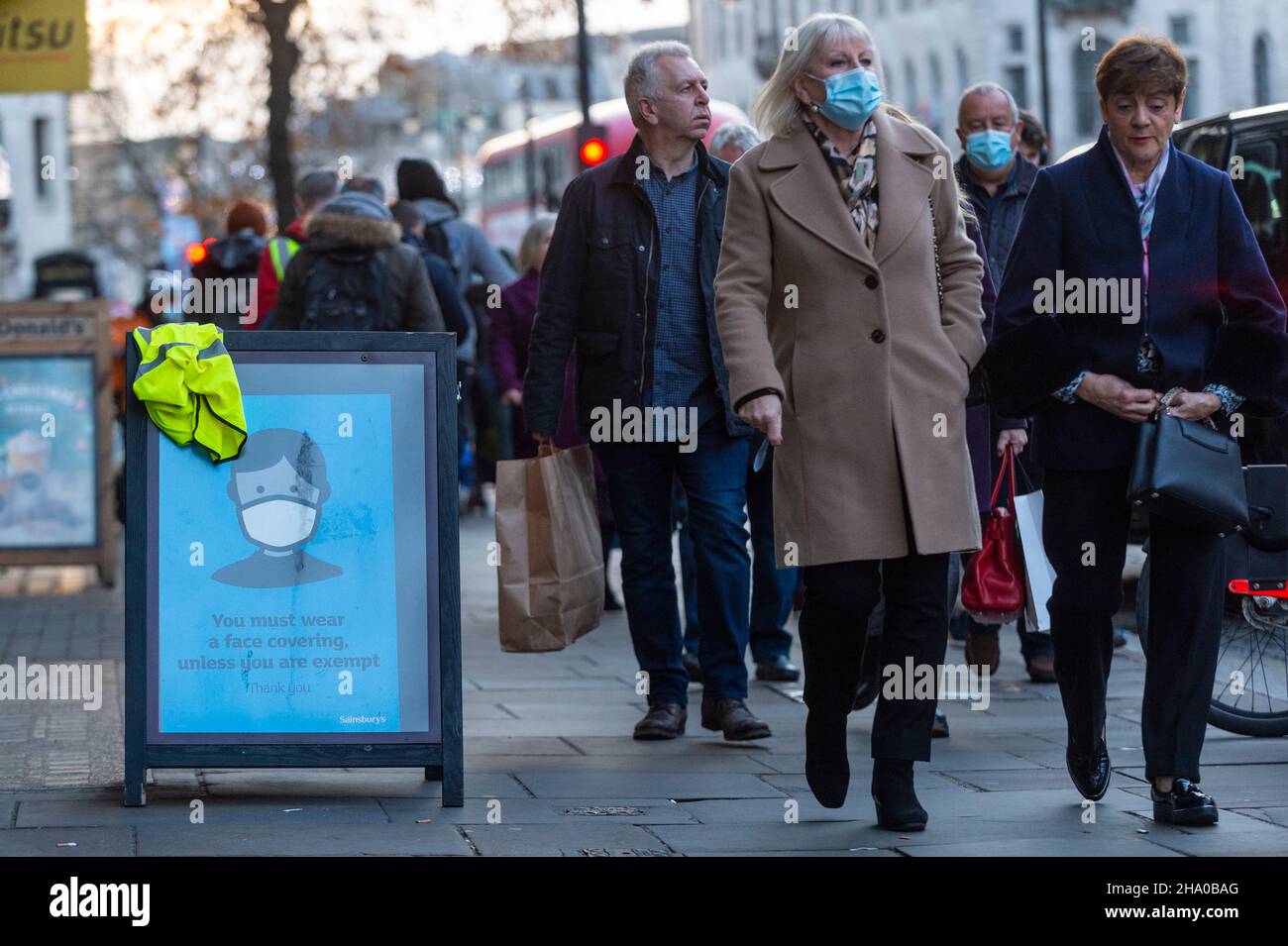 All other passports sign hi-res stock photography and images - Alamy