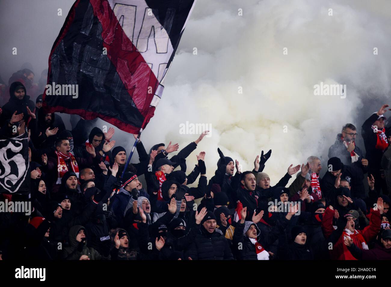 Cska sofia fans hi-res stock photography and images - Alamy