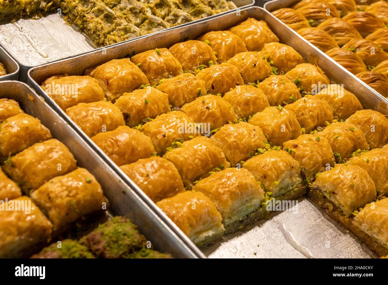 Turkish baklava in candy shop in Istanbul Stock Photo - Alamy