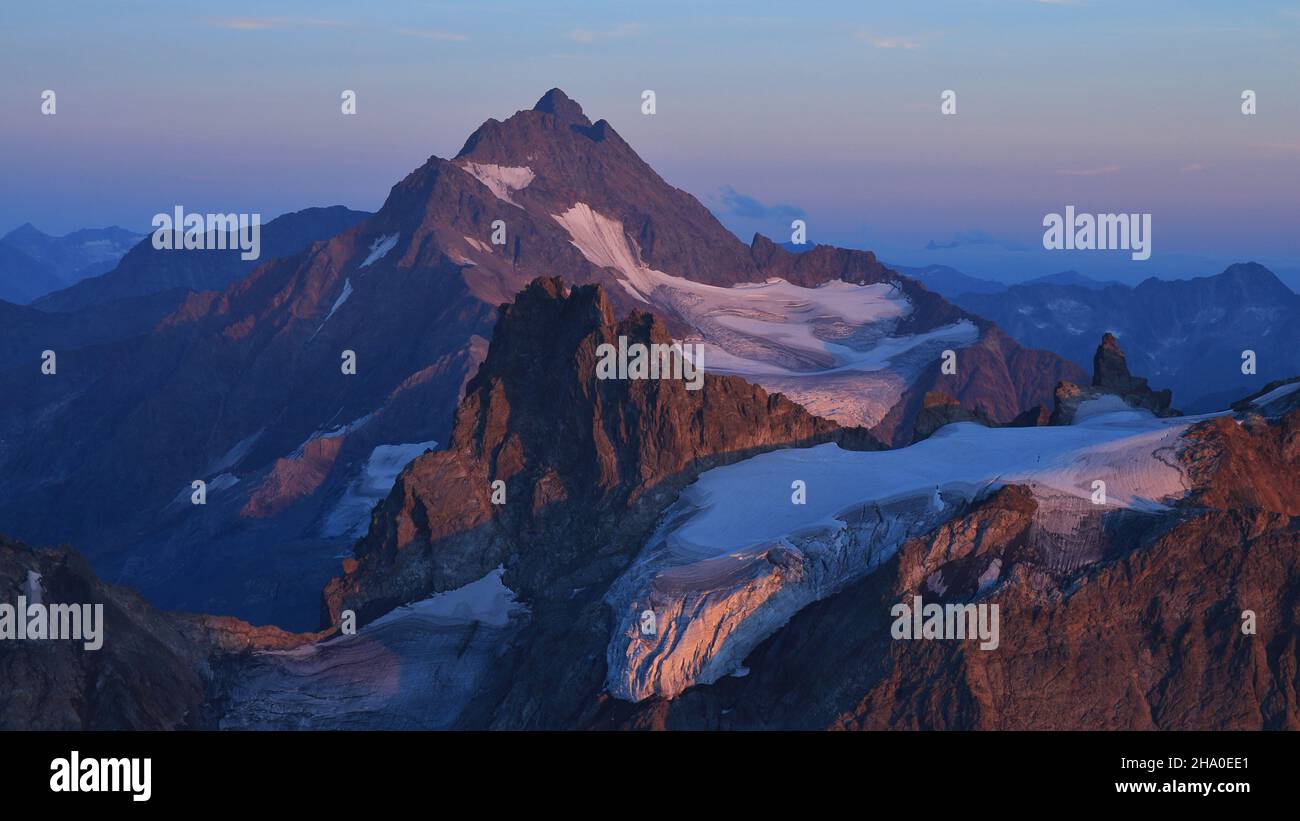Alpine glow seen from Mount Titlis, Switzerland Stock Photo - Alamy
