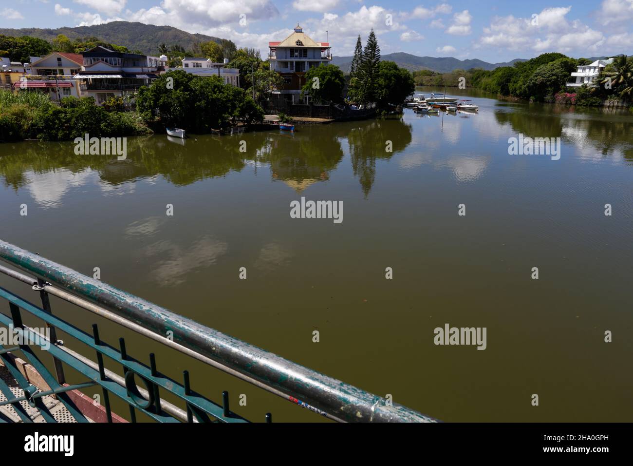 Rehabilitation works of Cavendish Bridge to kick off in May 2020 Stock ...