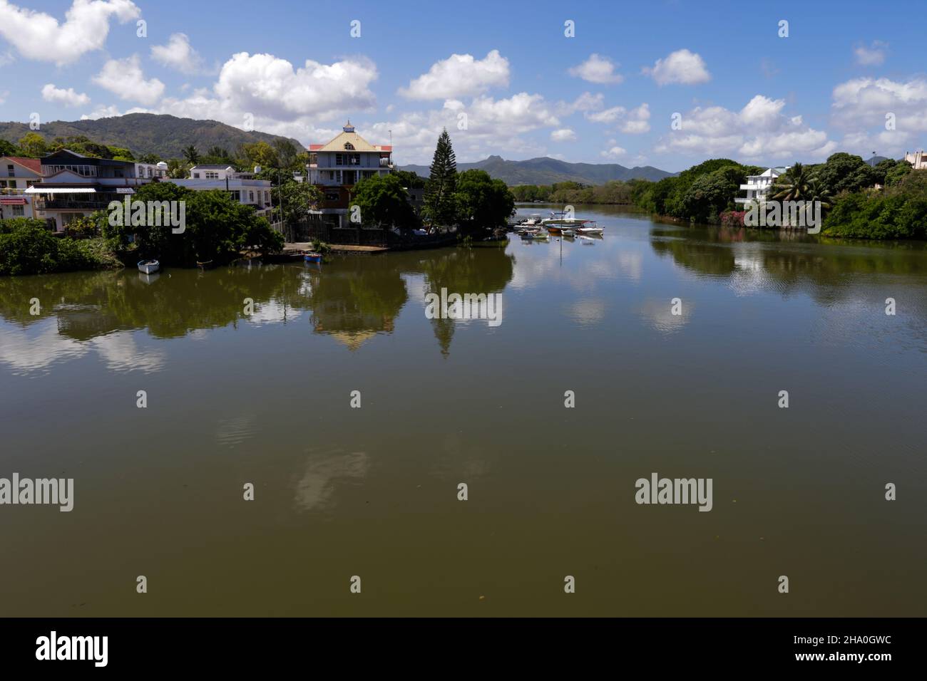 Rehabilitation works of Cavendish Bridge to kick off in May 2020 Stock ...