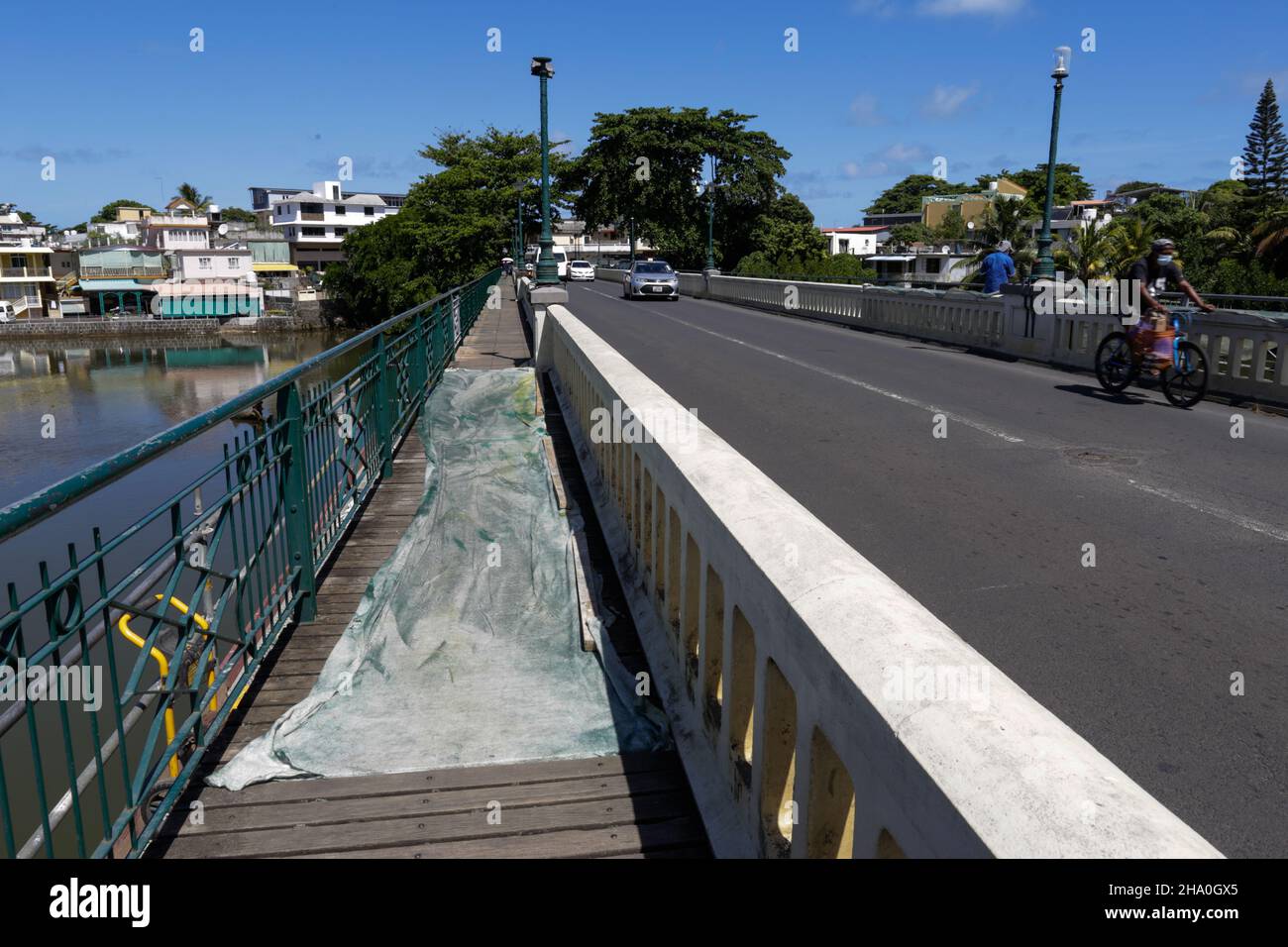Rehabilitation works of Cavendish Bridge to kick off in May 2020 Stock ...