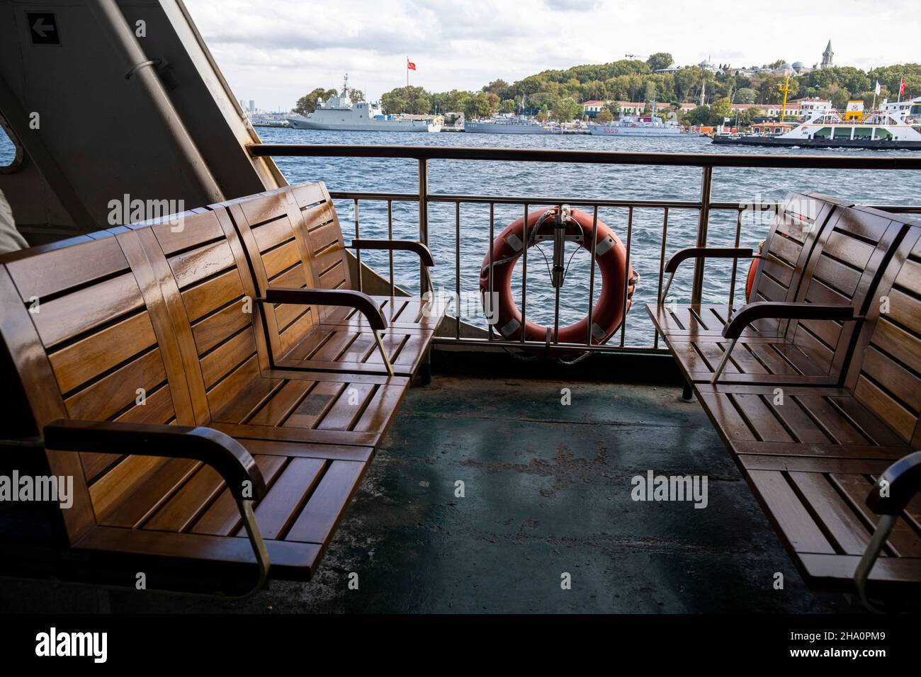 Bosphorus boat cruise tour view hi-res stock photography and images - Alamy