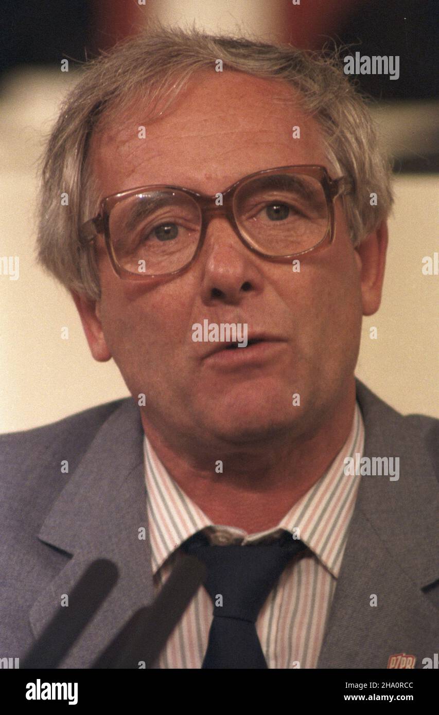 Warszawa 30.06.1986. X Zjazd Polskiej Zjednoczonej Partii Robotniczej ...