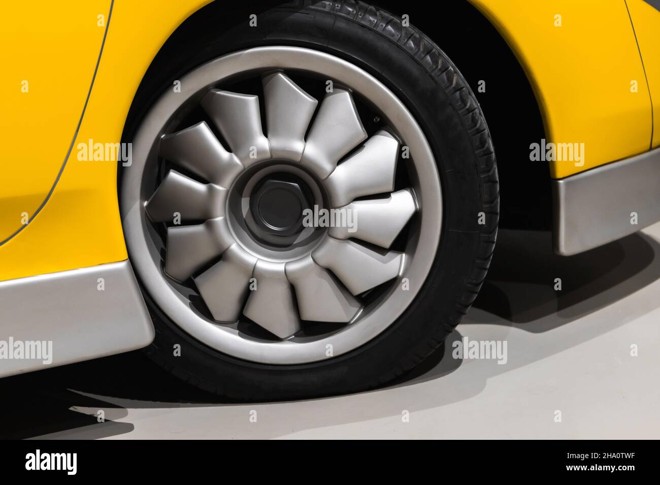 Car design details hi-res stock photography and images - Alamy