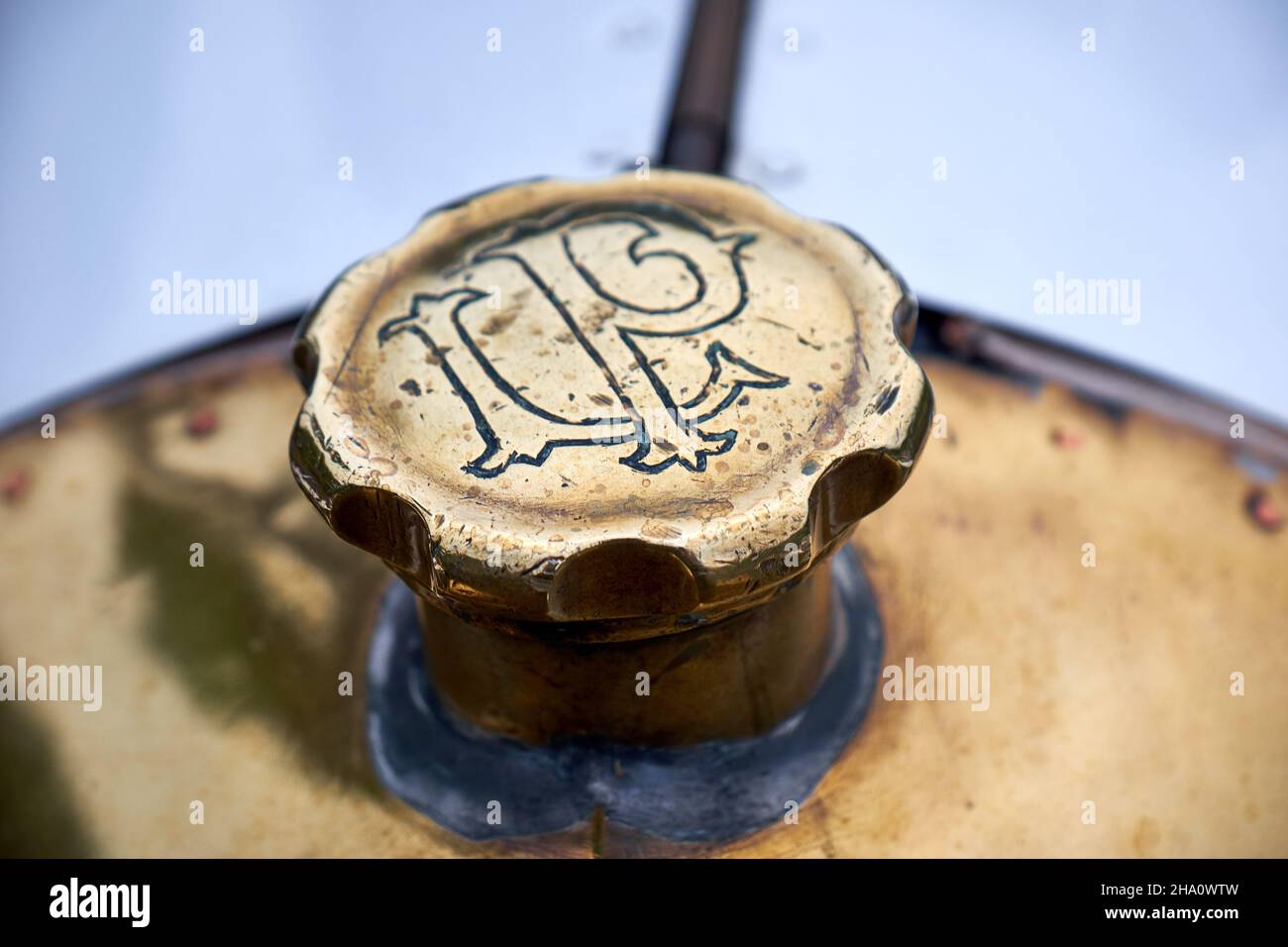 Radiator cap hi-res stock photography and images - Alamy