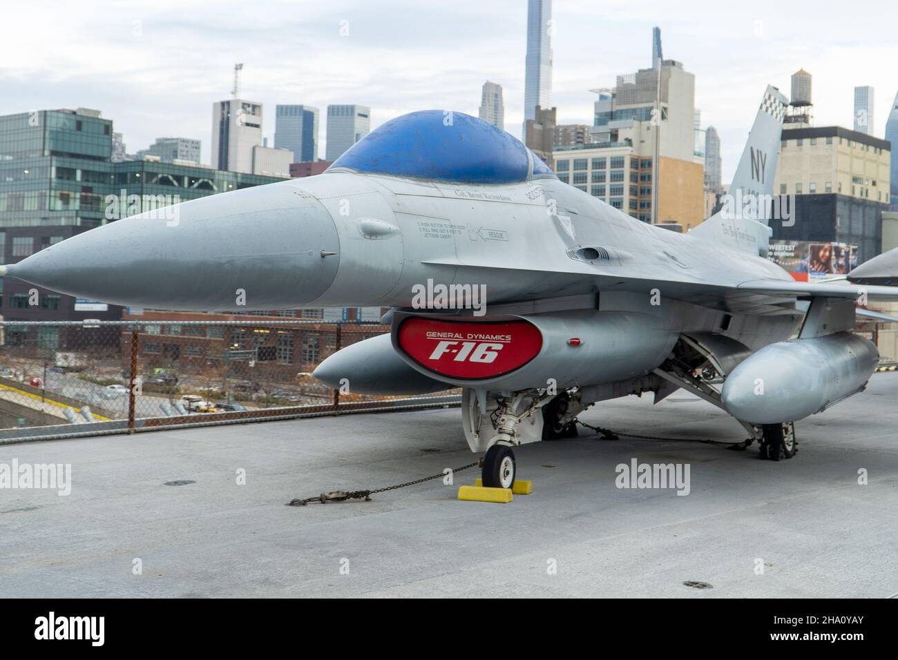 USS Intrepid Aircraft Carrier Stock Photo - Alamy