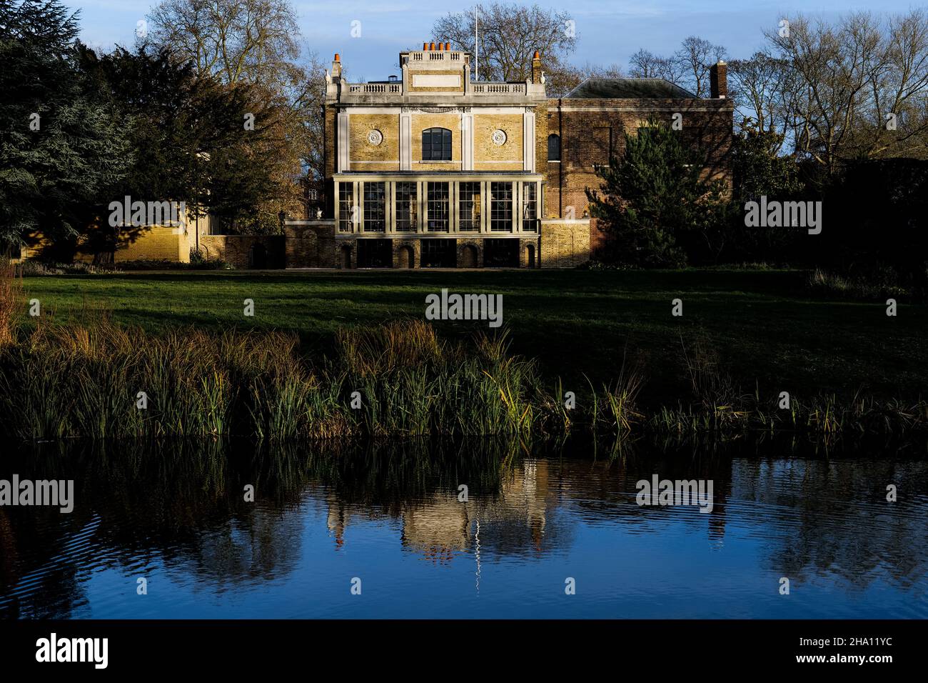Pitzhanger manor architecture hi-res stock photography and images - Alamy