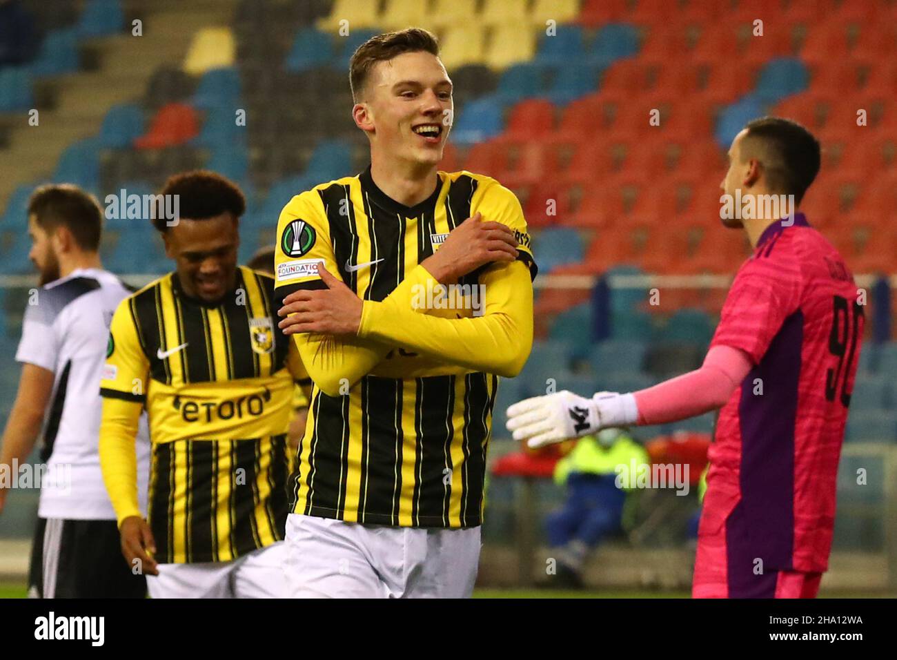 ARNHEM, NETHERLANDS - DECEMBER 9: Daan Huisman of Vitesse celebrating ...
