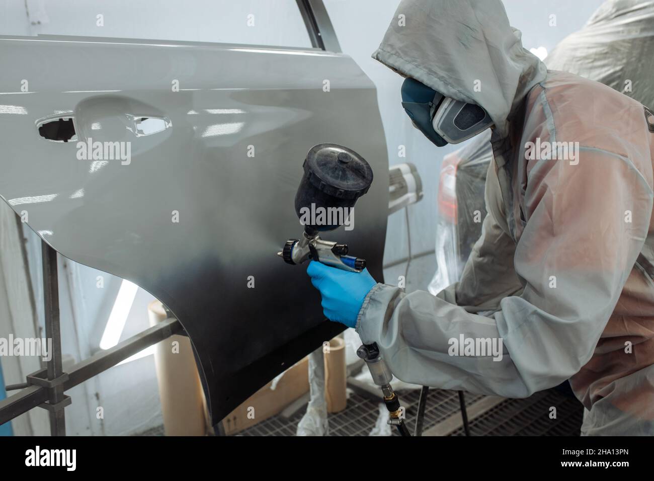 Car painter hi-res stock photography and images - Alamy