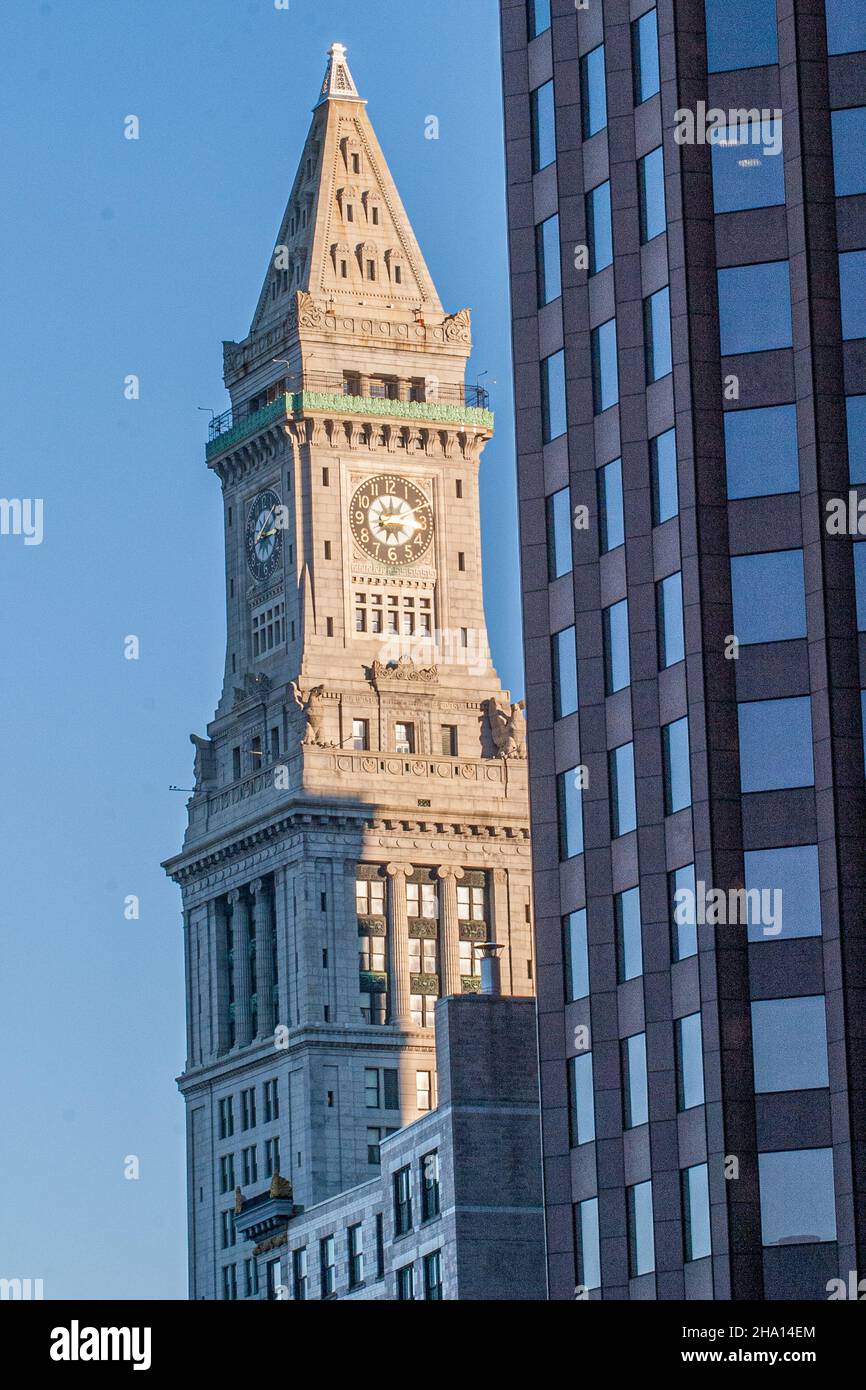 Boston massachusetts skyscraper custom hi-res stock photography and ...
