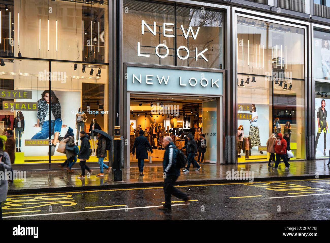 British Fashion High Resolution Stock Photography and Images - Alamy