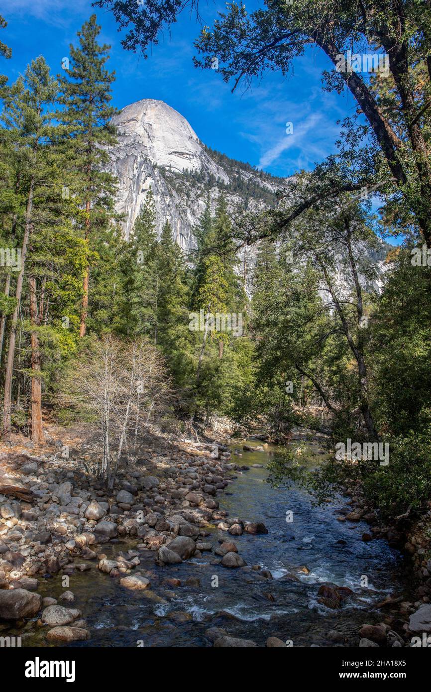 The Valley Loop Trail in Yosemite Valley in California Stock Photo - Alamy