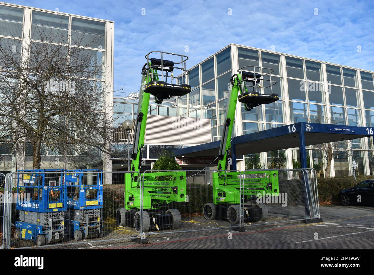 Cherry pickers outside centre:mk shopping centre in Central Milton ...