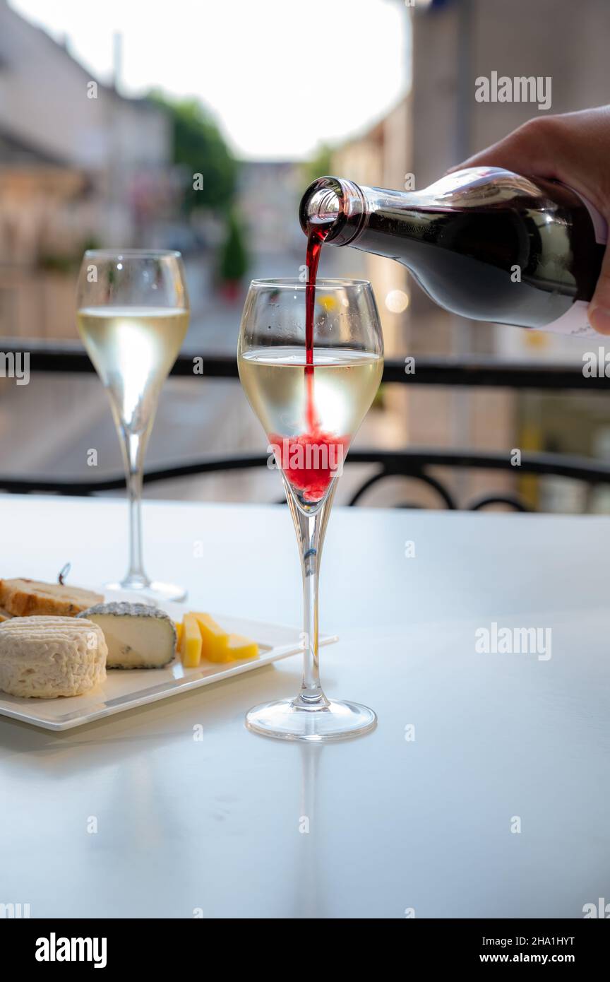 Kir royale champagne cocktail hi-res stock photography and images - Alamy