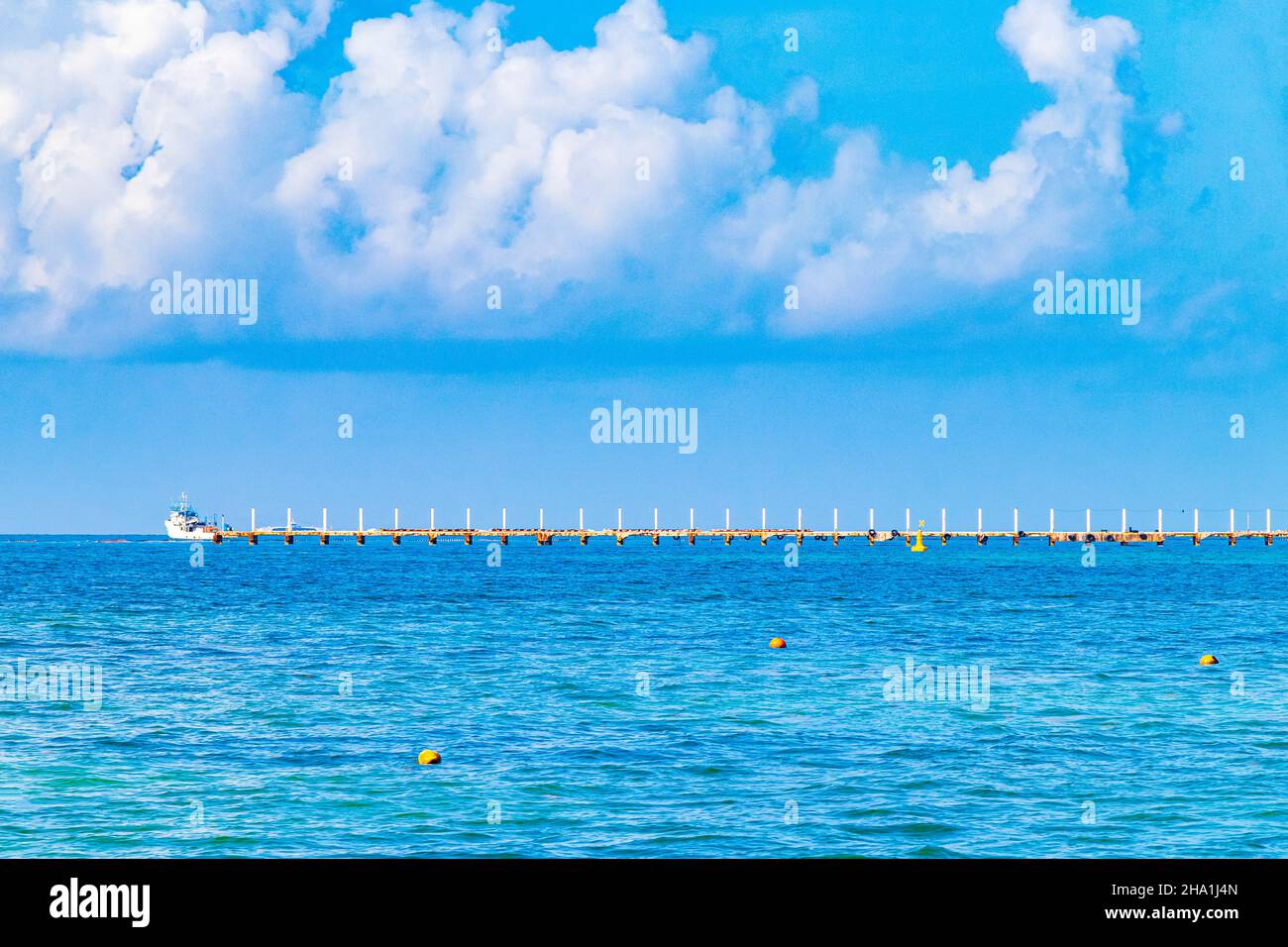 Muelle Constituyente jetty pier boats ferry and yachts at tropical ...