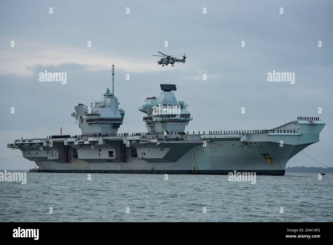 HMS Queen Elizabeth (R08) returned to Portsmouth, UK on the 9th ...