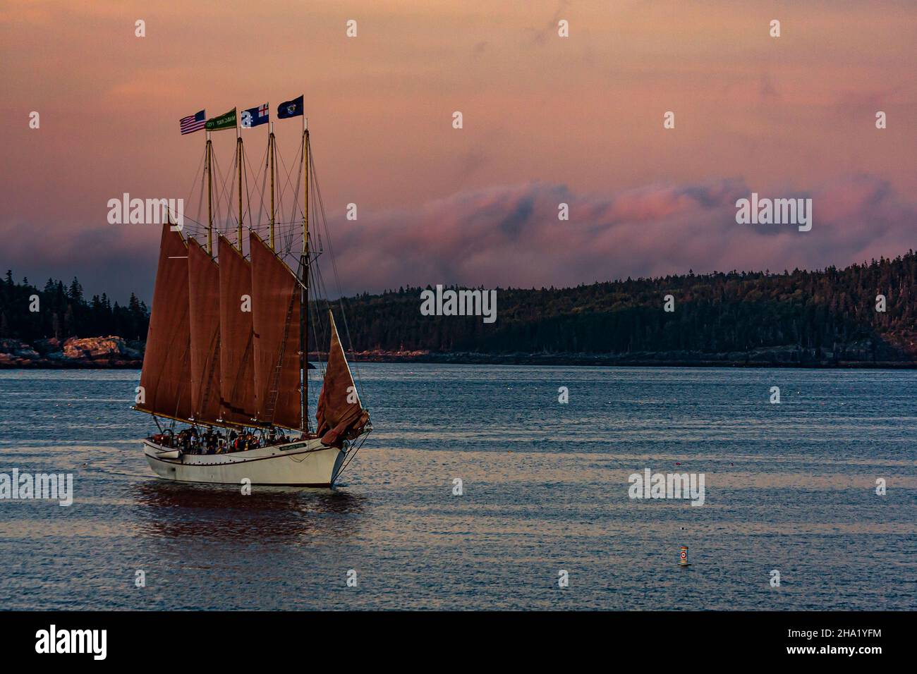 Tall ship bar harbor hi-res stock photography and images - Alamy