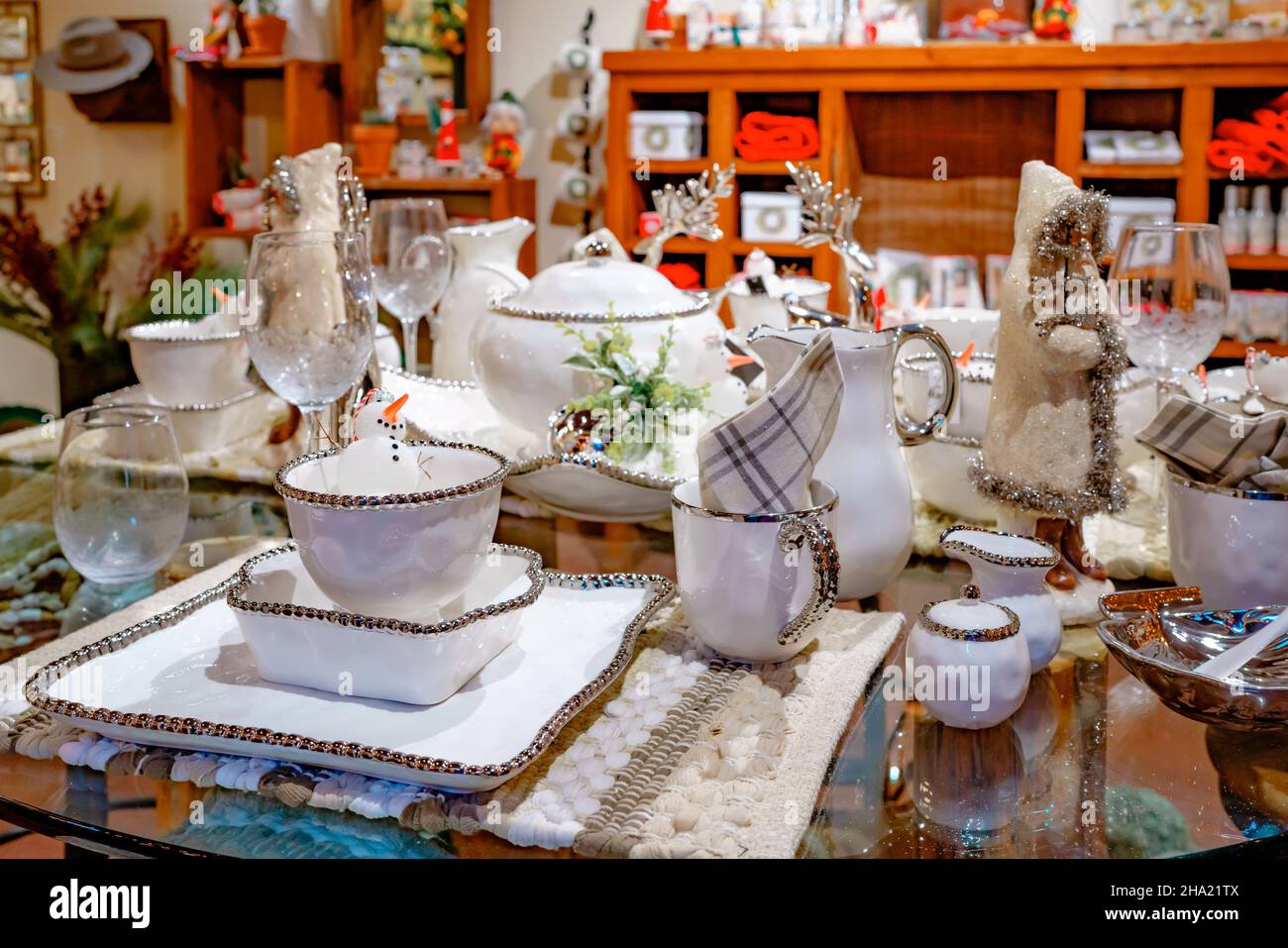 Christmas dining table decoration. Interior, design, Christmas dinner ...