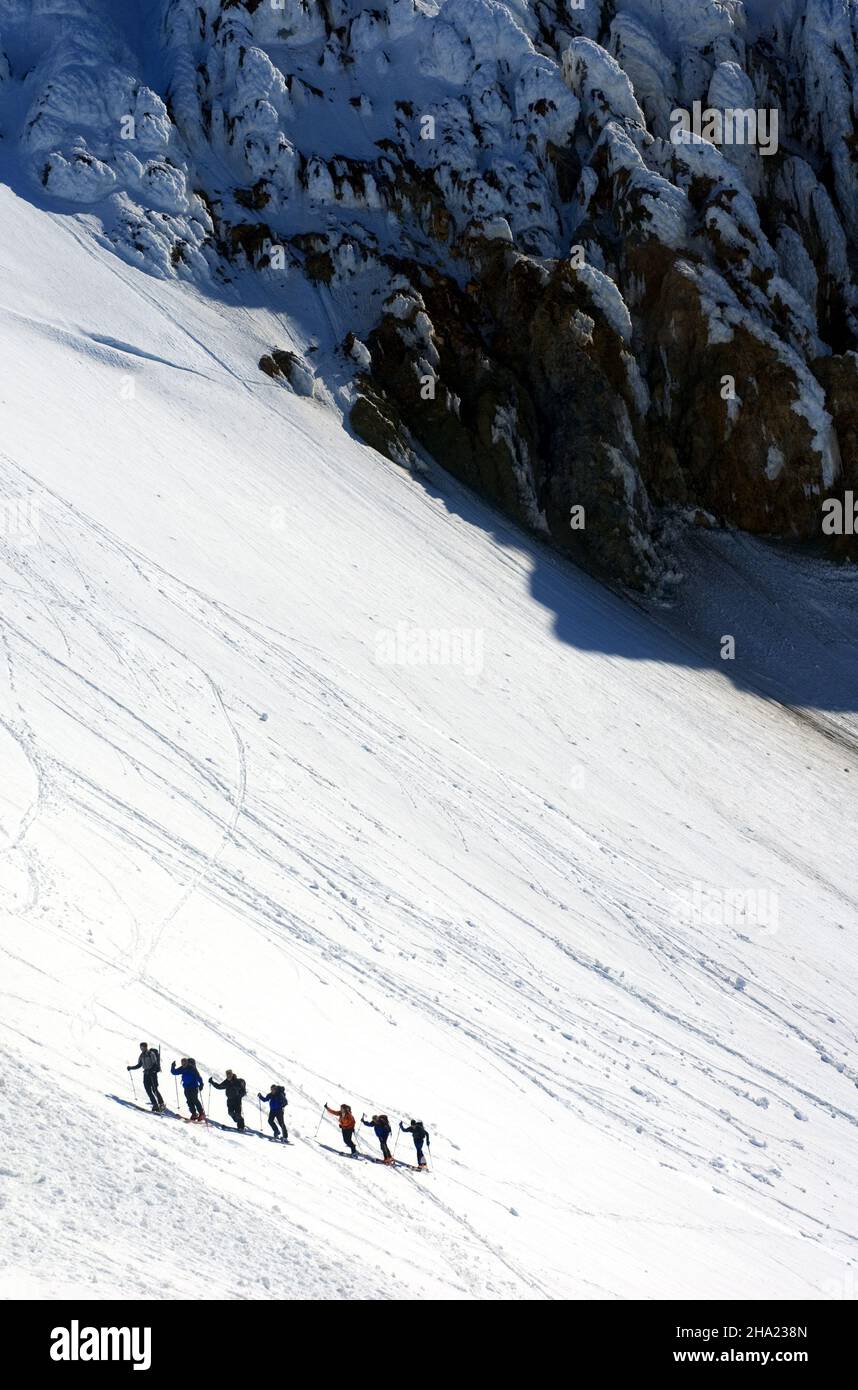 A group of mountaineers climb Mt Hood, Oregon Stock Photo - Alamy