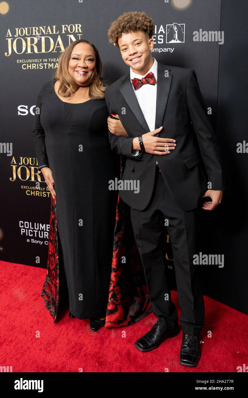 New York, USA. 09th Dec, 2021. Dana Canedy and Jordan Canedy attend the ...