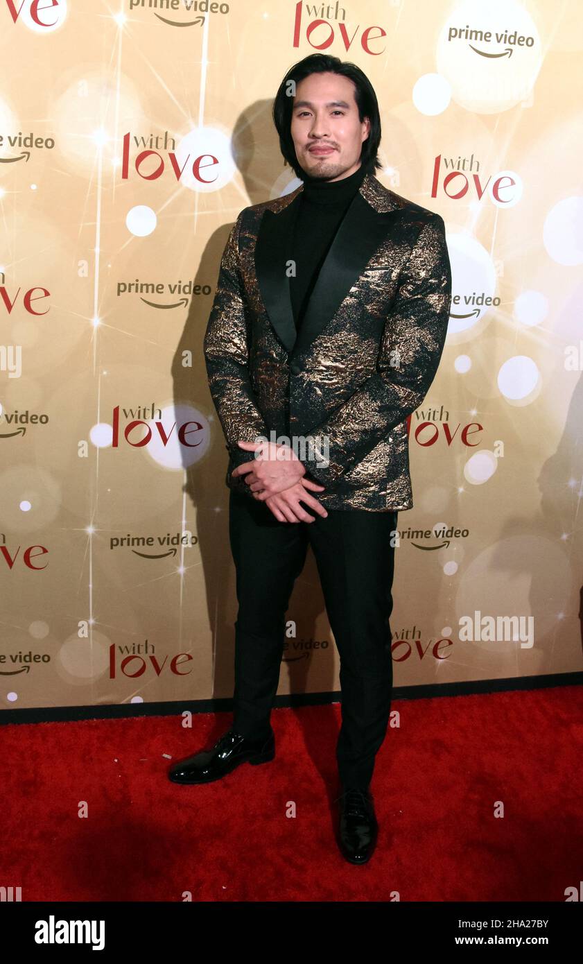 Los Angeles, California, USA. 9th Dec, 2021. Actor Desmond Chiam ...