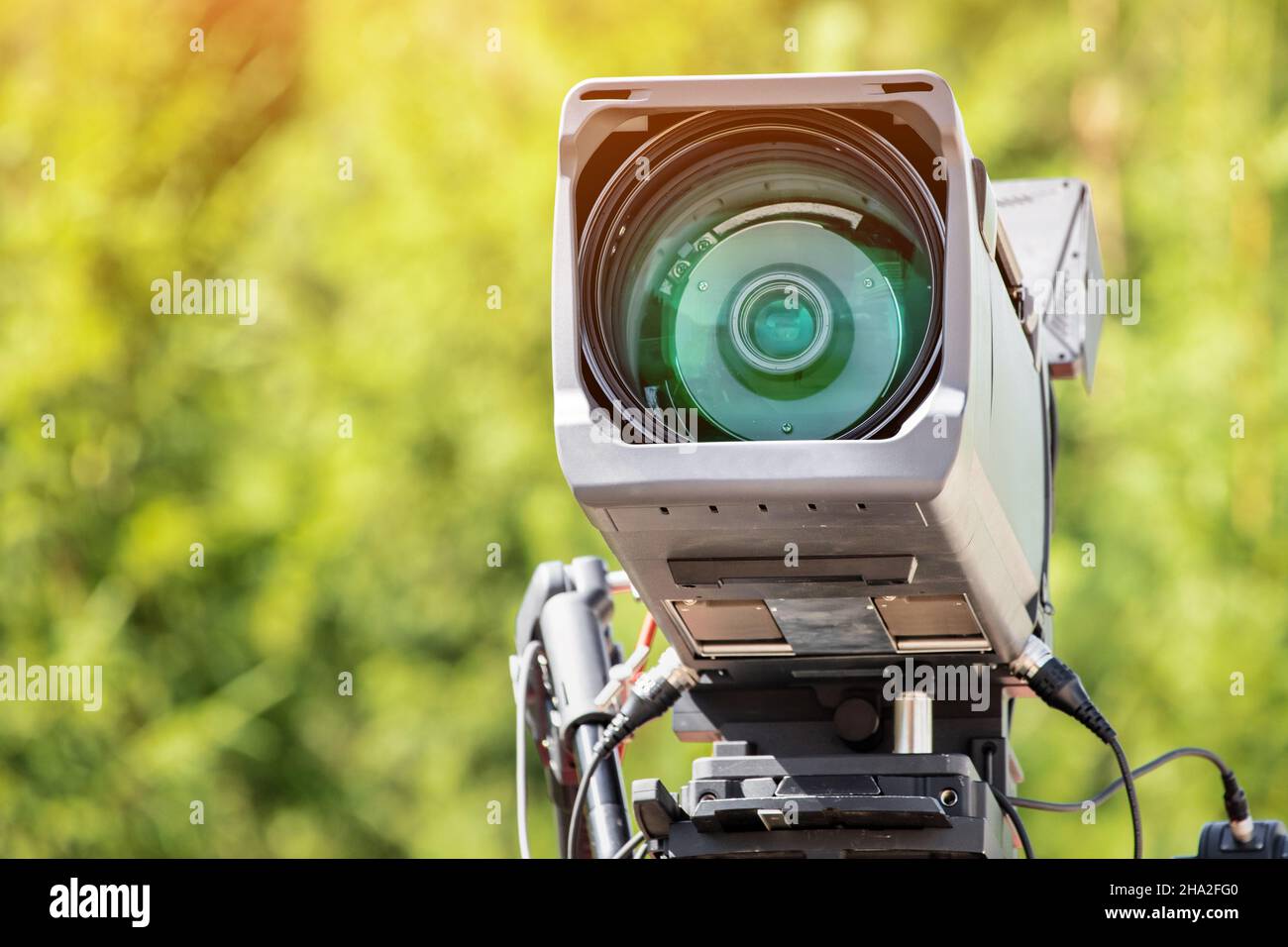 Professional digital video camera. Equipment for TV and internet ...