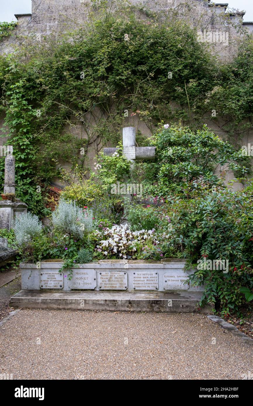 Giverny (northern France): Claude Monet ‘s grave in the Parish ...