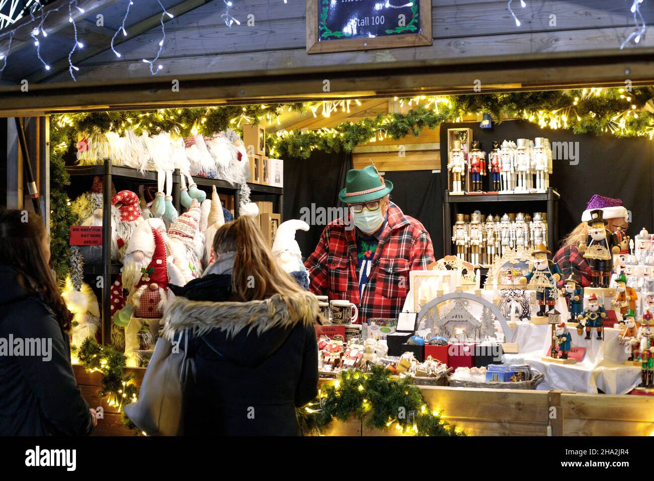 Lincoln german market stall hi-res stock photography and images - Alamy