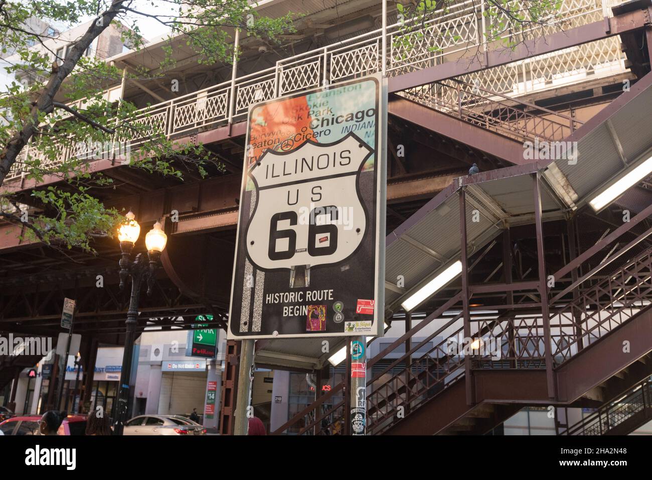 Chicago, Illinois, USA Historic Route 66 Begin Sign Stock Photo - Alamy