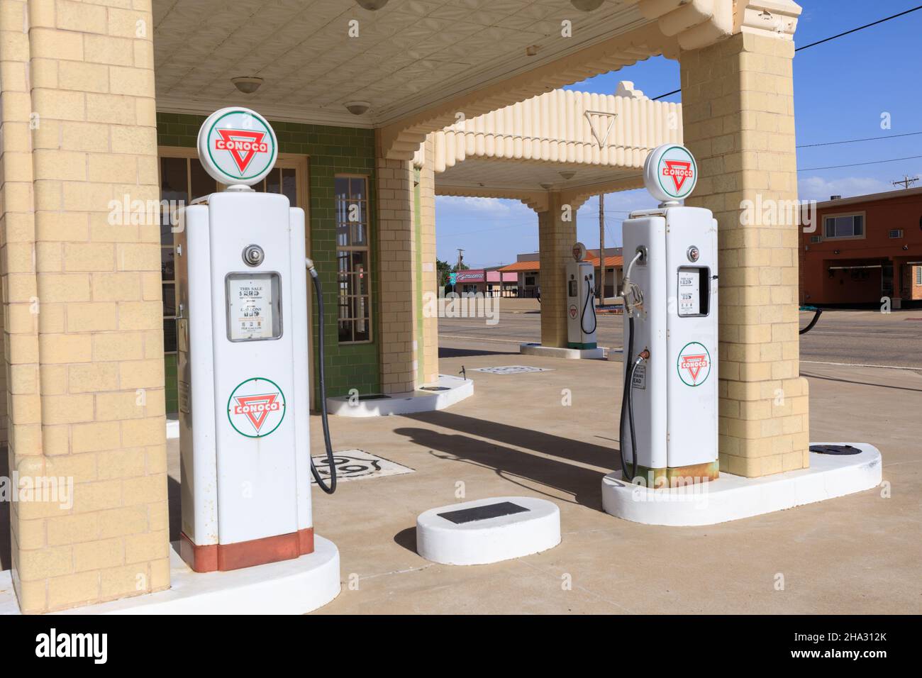 Shamrock, Texas, USA, Conoco Tower Station, U-Drop Inn, Tower Cafe ...