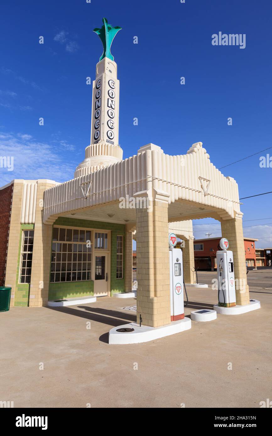 Shamrock, Texas, USA, Conoco Tower Station, U-Drop Inn, Tower Cafe ...