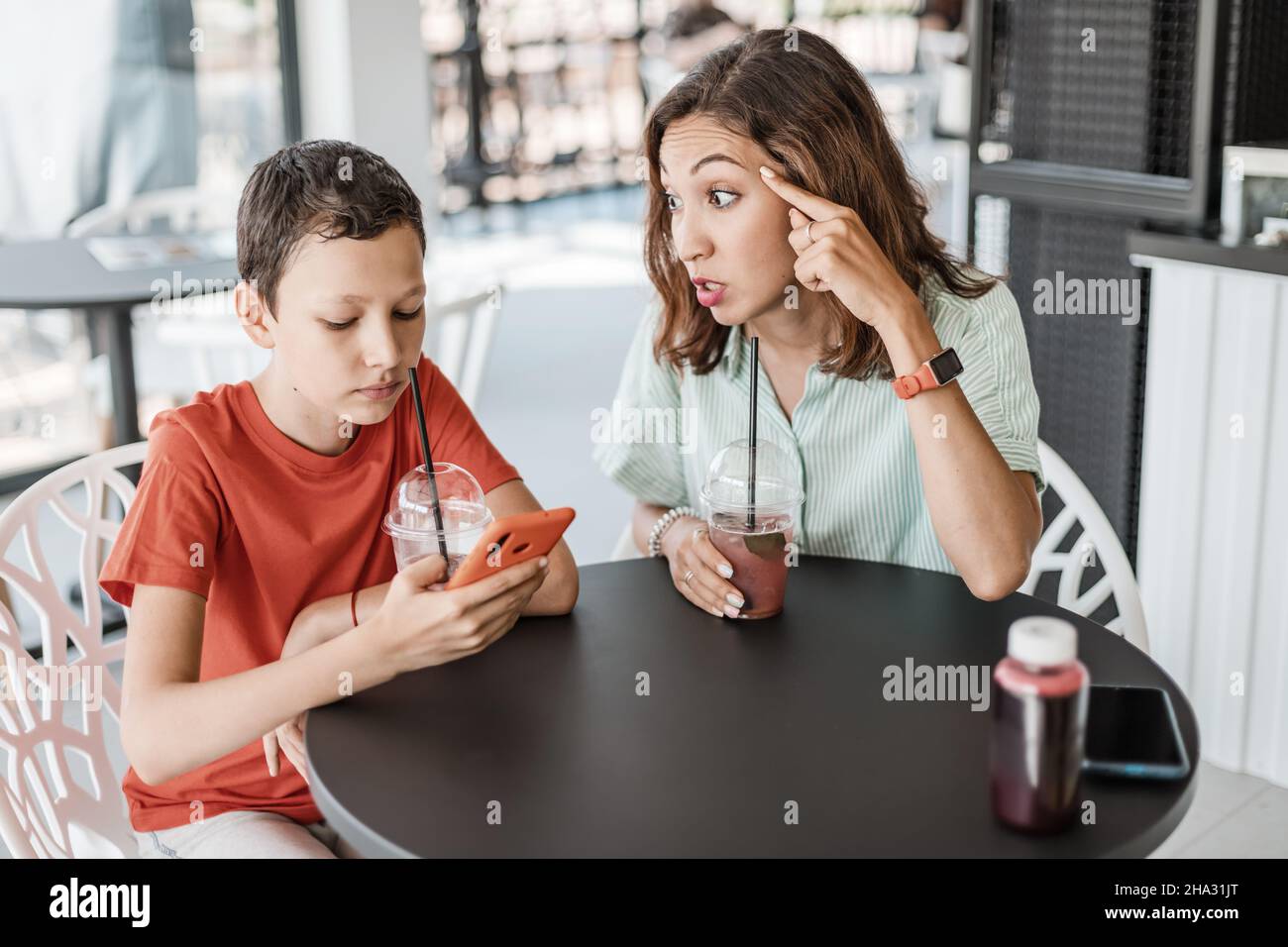 Teen conflict parent hi-res stock photography and images - Alamy