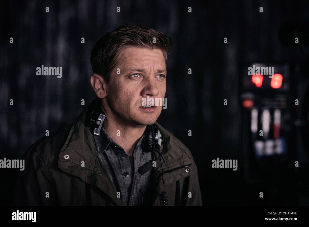Film movie jeremy renner hi-res stock photography and images - Alamy