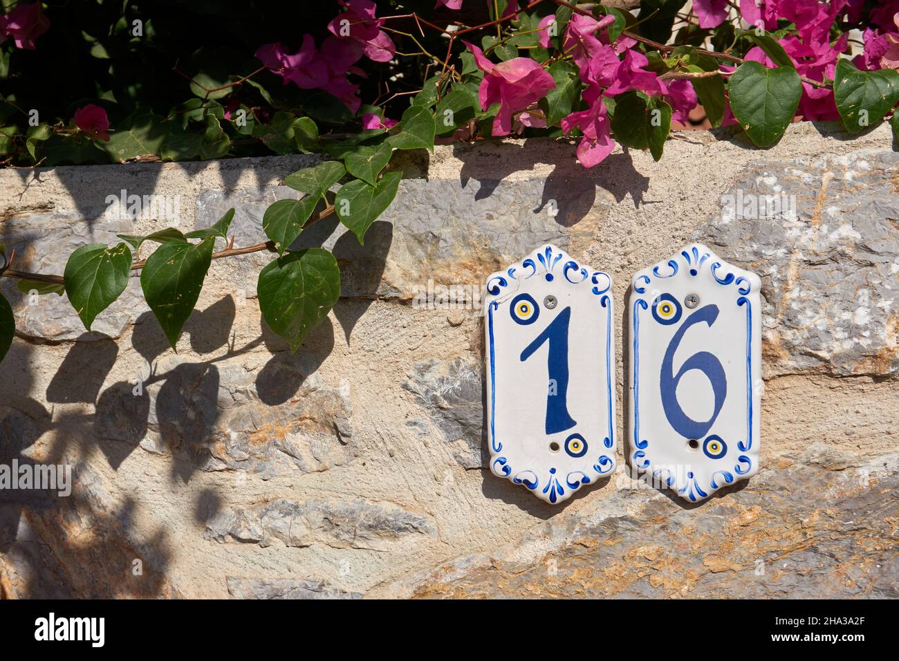 Number decoration handle hi-res stock photography and images - Alamy