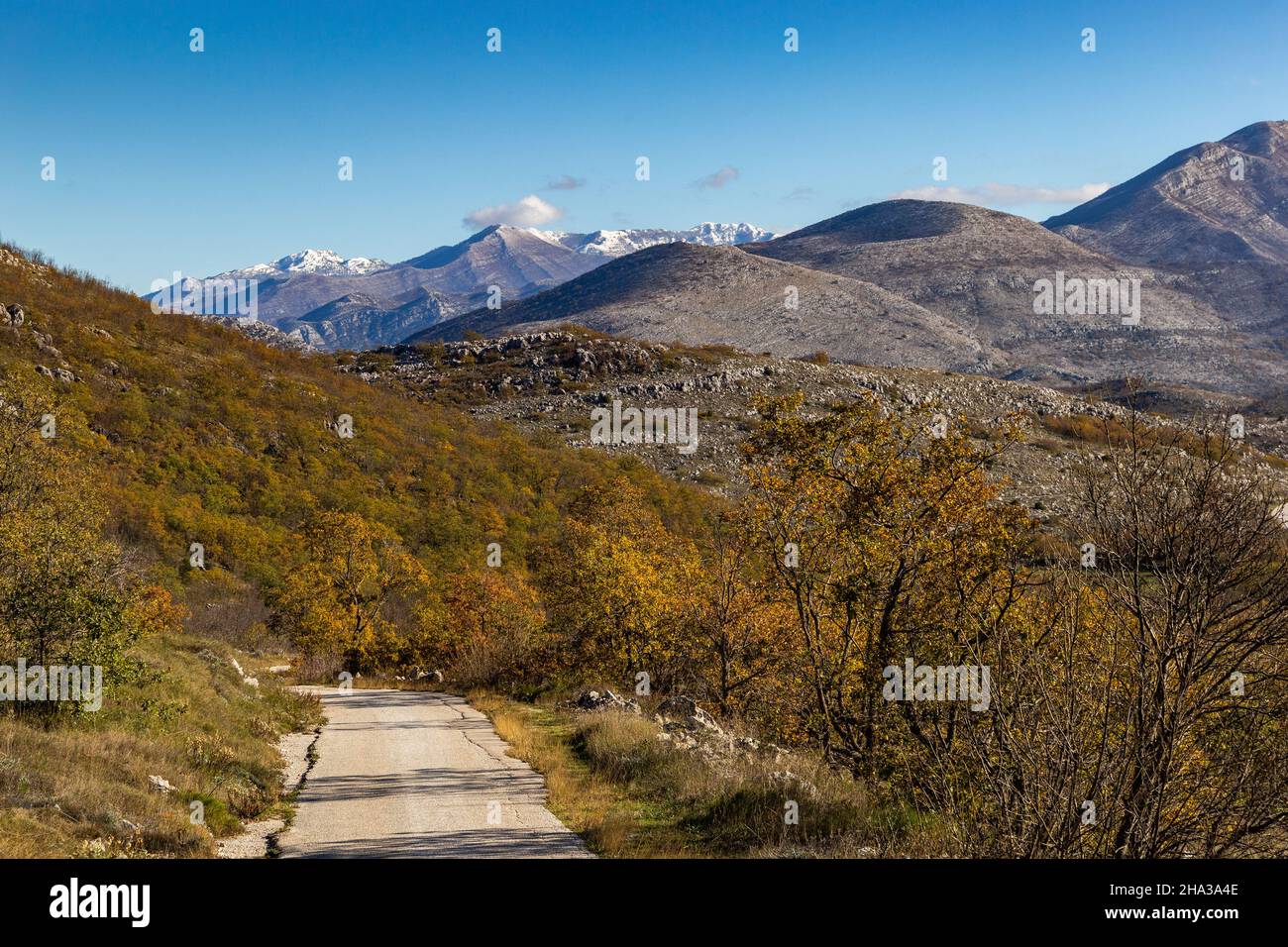 Rural road balkans hi-res stock photography and images - Alamy