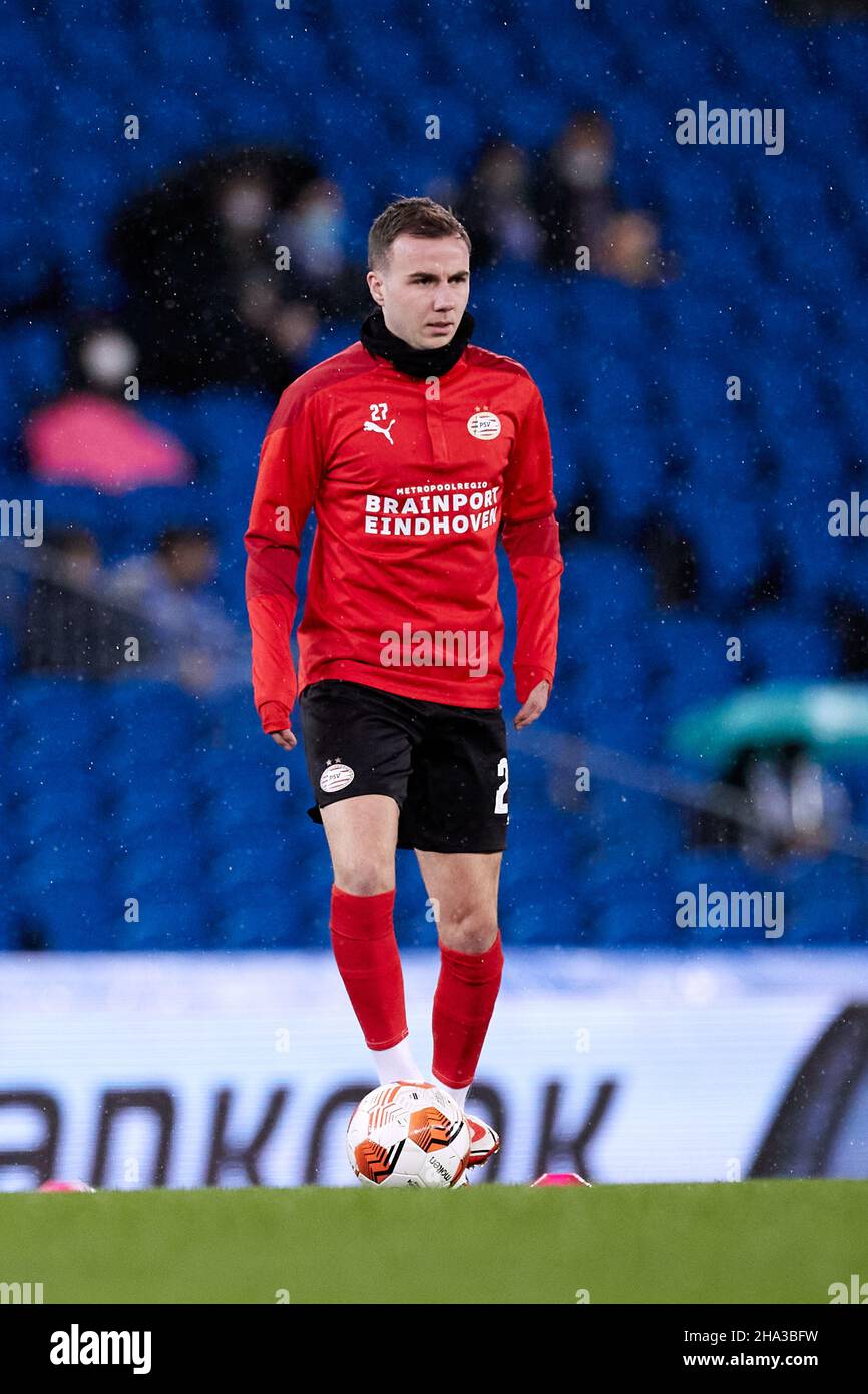 SAN SEBASTIAN, SPAIN - DECEMBER 09: Mario Gotze of PSV Eindhoven looks ...