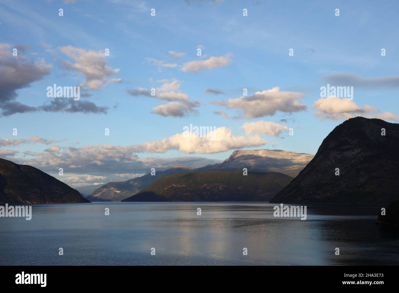Norwegen - Sognefjord bei Fresvik / Norway - Sognefjorden near Fresvik ...