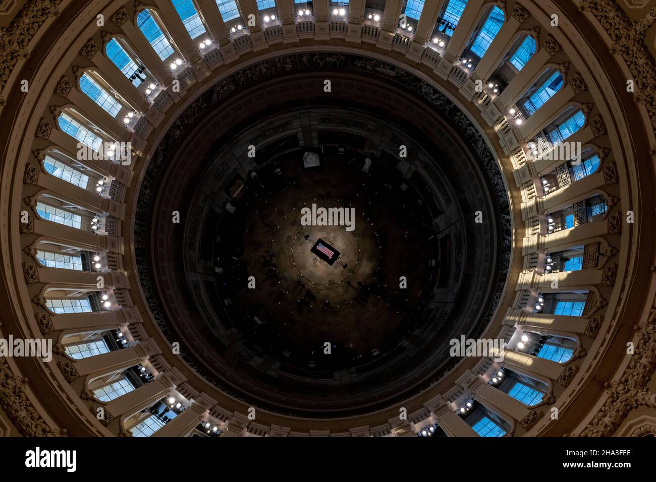 The casket of former Sen. Bob Dole lies in state in the Rotunda of the ...