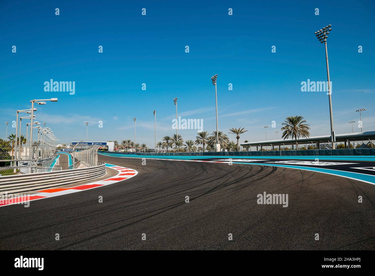 Abu Dhabi, United Arab Emirates. 9th Dec, 2021. Track impression, F1 ...