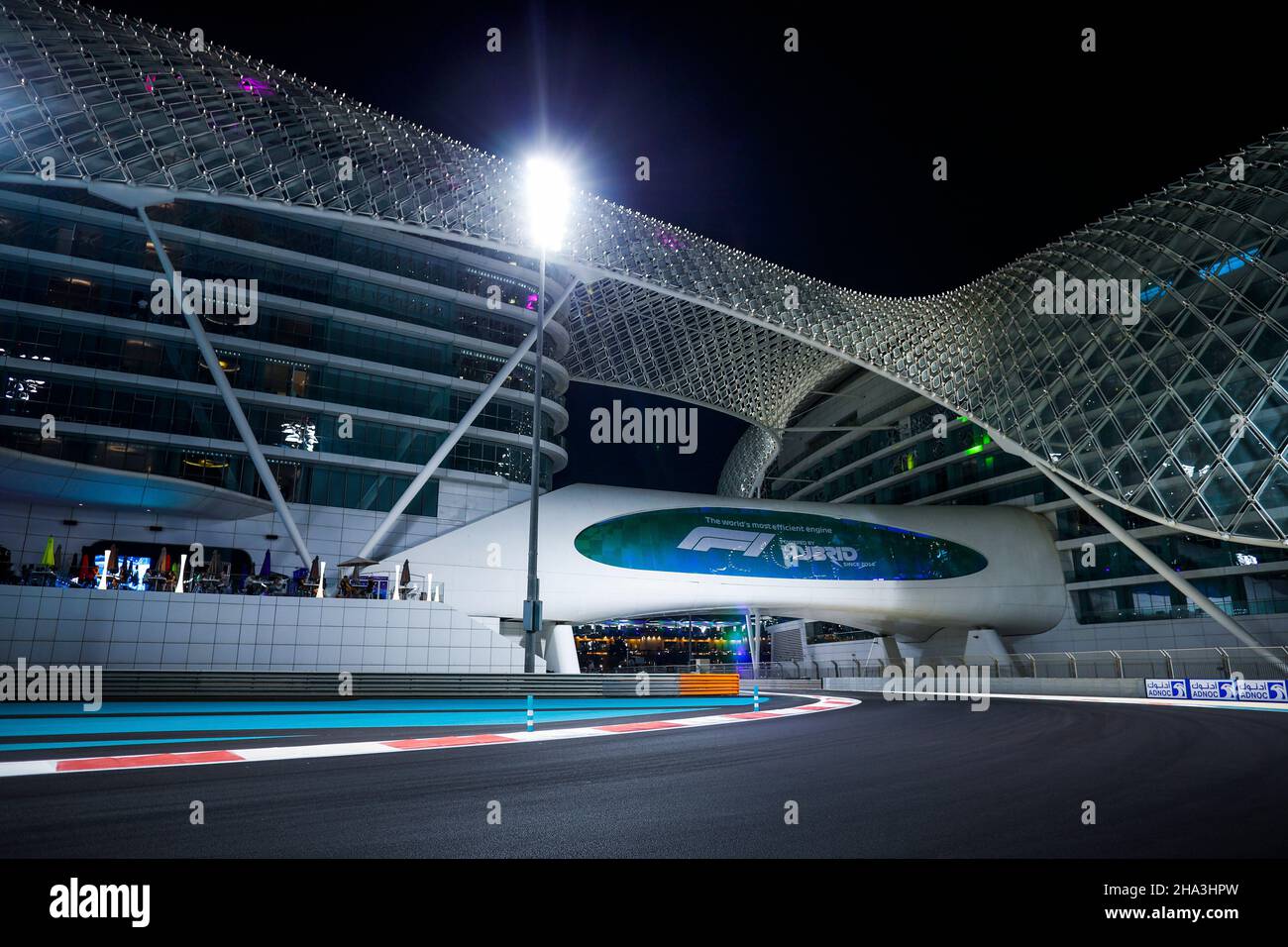 Sports facilities uae hi-res stock photography and images - Alamy