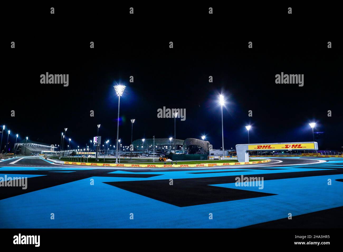 Overview marina in abu dhabi hi-res stock photography and images - Alamy