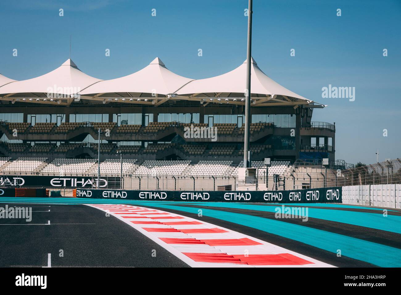 Abu Dhabi, United Arab Emirates. 9th Dec, 2021. Track impression, F1 ...
