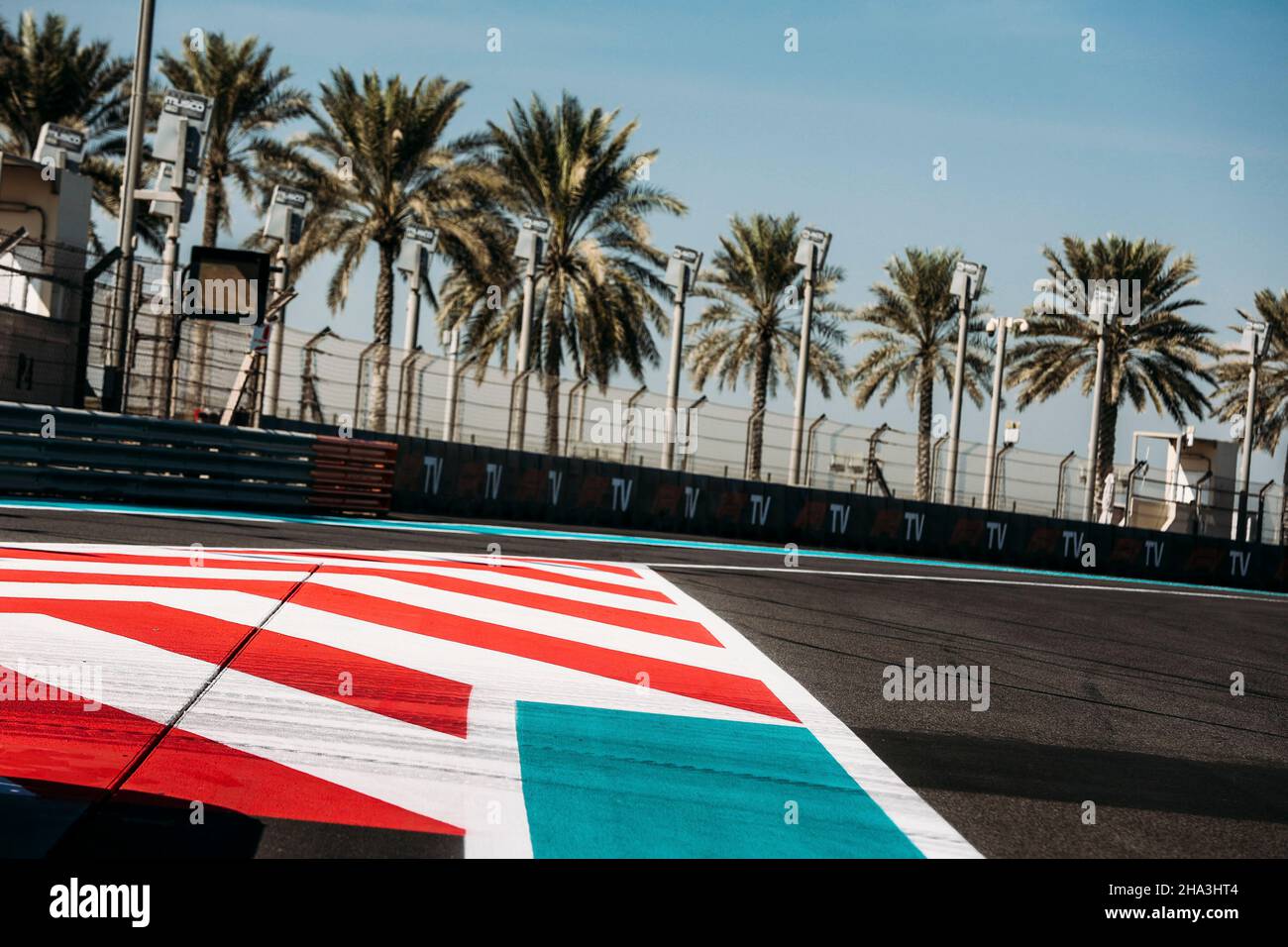Abu Dhabi, United Arab Emirates. 9th Dec, 2021. Track impression, F1 ...