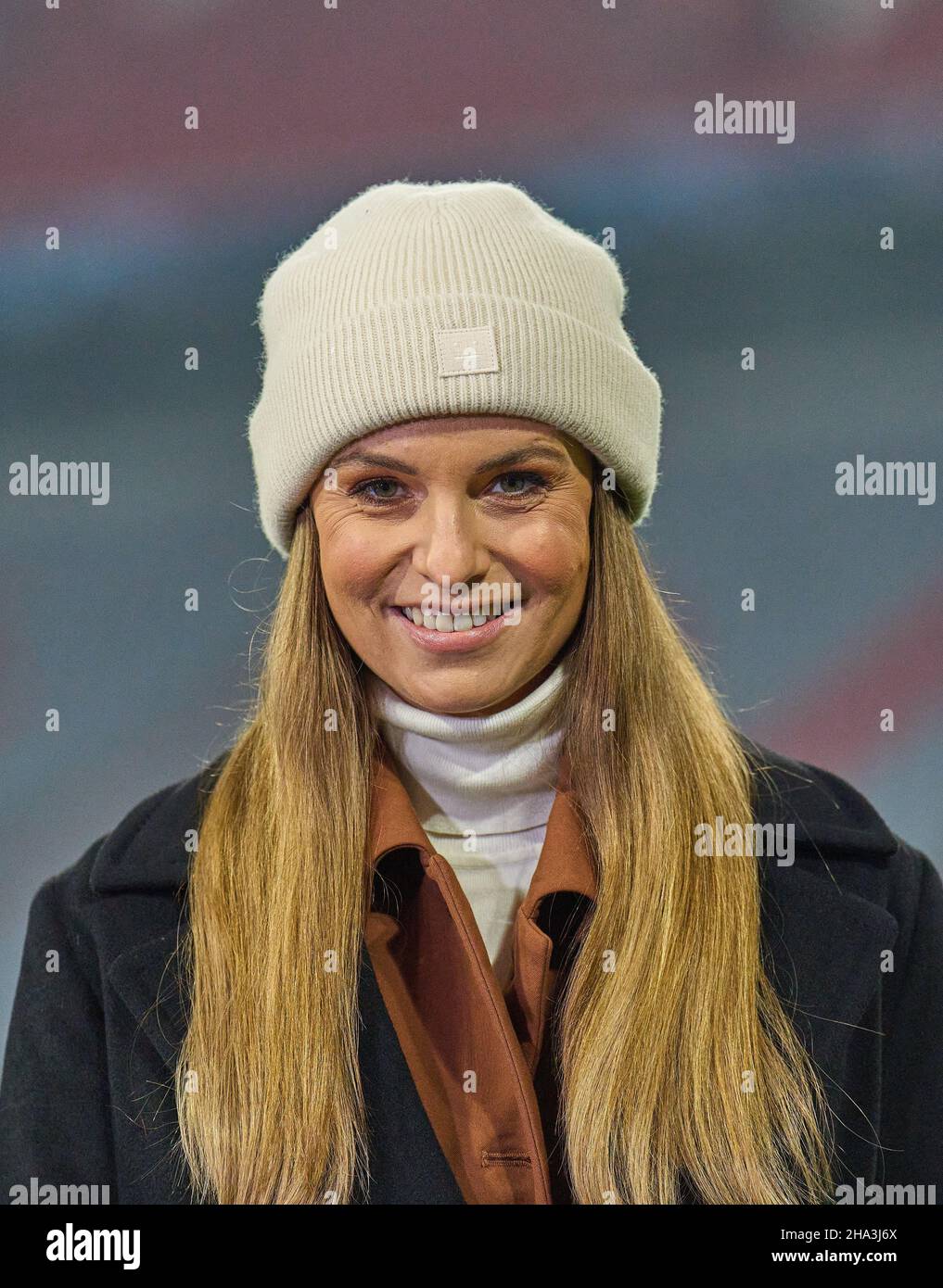 Fernsehsender interview friendly hi-res stock photography and images ...